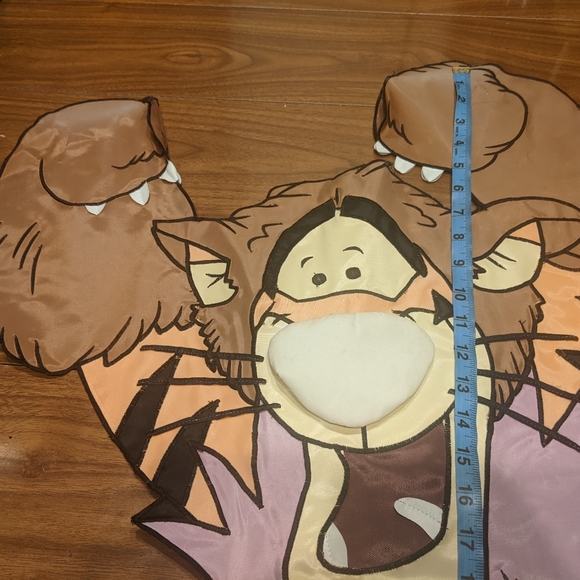 Disney | Wall Decor | Disney Tigger Halloween Werewolf Flag Windsculpt ...